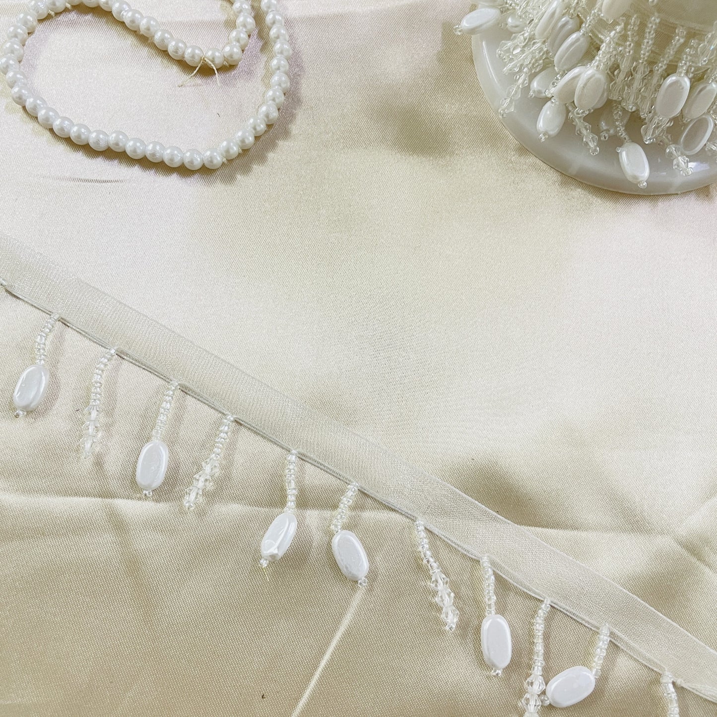 Buy White Pearl CutDana Hanging Lace Online at TradeUNO – TradeUNO Fabrics